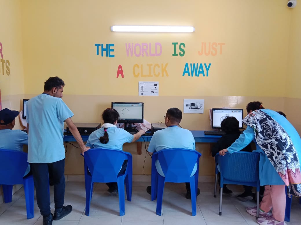 Why computer lab is essential for Students? - Hope for Life Foundation